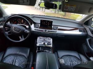 Black Audi A8 2014 in Tallinn, with an engine capacity of 4.20 L and mileage of 224 thousand km for 27500 €, photo 4 on AUTOMOTO.COM.LV