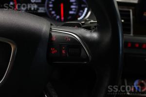 Black Audi A8 2014 in Riga, with an engine capacity of 3.00 L and mileage of 262 thousand km for 17500 €, photo 28 on AUTOMOTO.COM.LV