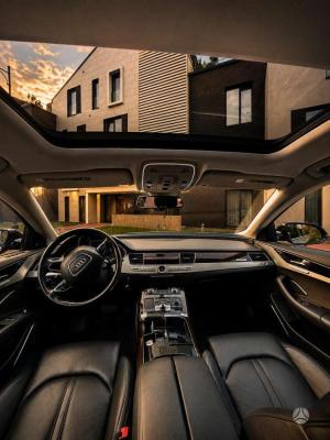 Black Audi A8 2014 in Vilnius, with an engine capacity of 3.99 L and mileage of 152 thousand km for 21000 €, photo 9 on AUTOMOTO.COM.LV