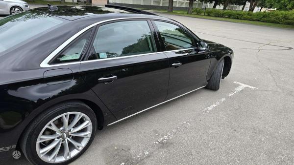 Melns Audi A8 2014 Tauragė, ar dzinēja tilpumu 3.00 L un nobraukumu 253 tūkst. km par 11400 €, foto 5 vietnē AUTOMOTO.COM.LV