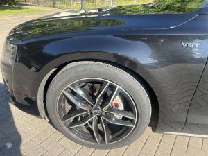 Melns Audi A8 2014 Jonava, ar dzinēja tilpumu 3.00 L un nobraukumu 283 tūkst. km par 24000 €, foto 13 vietnē AUTOMOTO.COM.LV