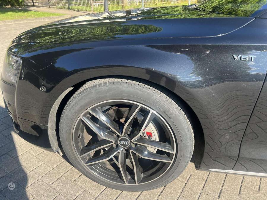 Melns Audi A8 2014 Jonava, ar dzinēja tilpumu 3.00 L un nobraukumu 283 tūkst. km par 24000 €, foto 13 vietnē AUTOMOTO.COM.LV