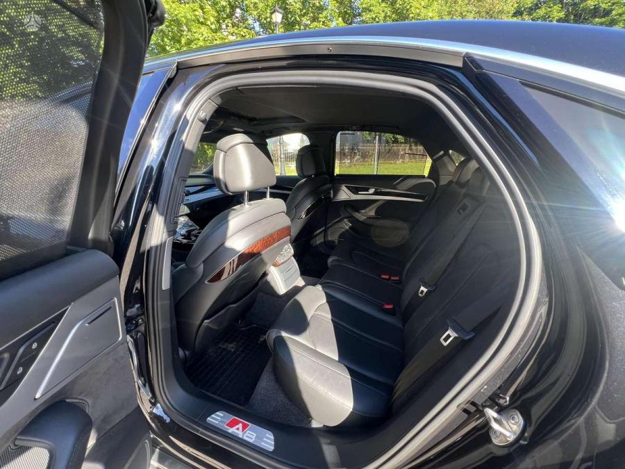 Melns Audi A8 2014 Jonava, ar dzinēja tilpumu 3.00 L un nobraukumu 283 tūkst. km par 24000 €, foto 21 vietnē AUTOMOTO.COM.LV