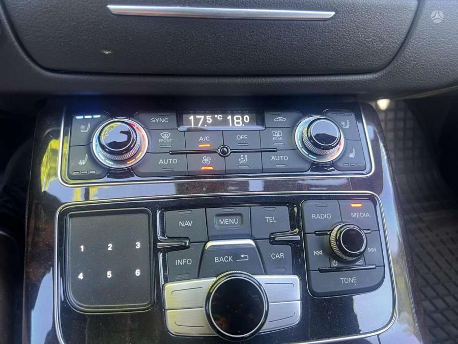 Melns Audi A8 2014 Jonava, ar dzinēja tilpumu 3.00 L un nobraukumu 283 tūkst. km par 24000 €, foto 27 vietnē AUTOMOTO.COM.LV