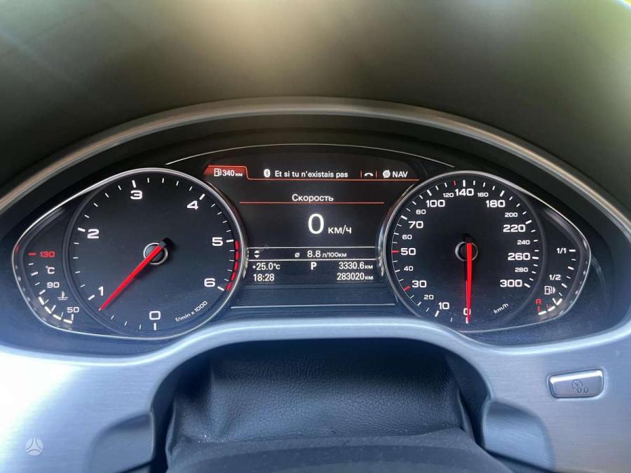 Melns Audi A8 2014 Jonava, ar dzinēja tilpumu 3.00 L un nobraukumu 283 tūkst. km par 24000 €, foto 29 vietnē AUTOMOTO.COM.LV