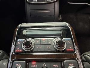 Melns Audi A8 2014 Kauņa, ar dzinēja tilpumu 3.00 L un nobraukumu 177 tūkst. km par 23500 €, foto 23 vietnē AUTOMOTO.COM.LV