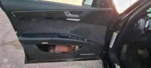 Melns Audi A8 2014 Viļņa, ar dzinēja tilpumu 2.97 L un nobraukumu 166 tūkst. km par 25500 €, foto 17 vietnē AUTOMOTO.COM.LV