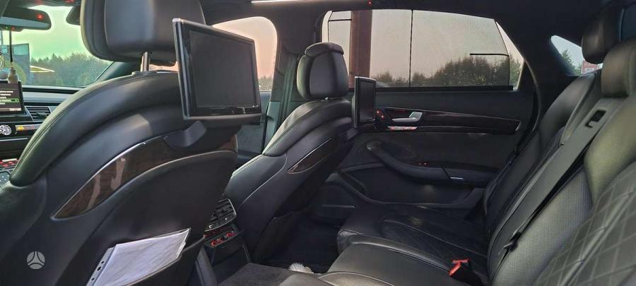 Melns Audi A8 2014 Viļņa, ar dzinēja tilpumu 2.97 L un nobraukumu 166 tūkst. km par 25500 €, foto 20 vietnē AUTOMOTO.COM.LV