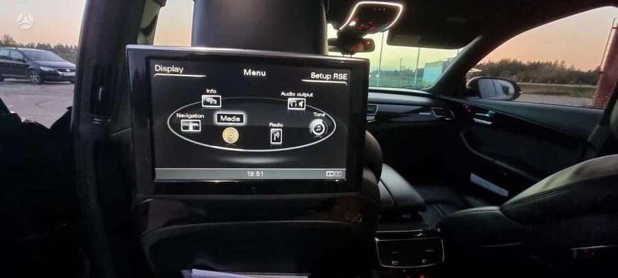 Melns Audi A8 2014 Viļņa, ar dzinēja tilpumu 2.97 L un nobraukumu 166 tūkst. km par 25500 €, foto 24 vietnē AUTOMOTO.COM.LV