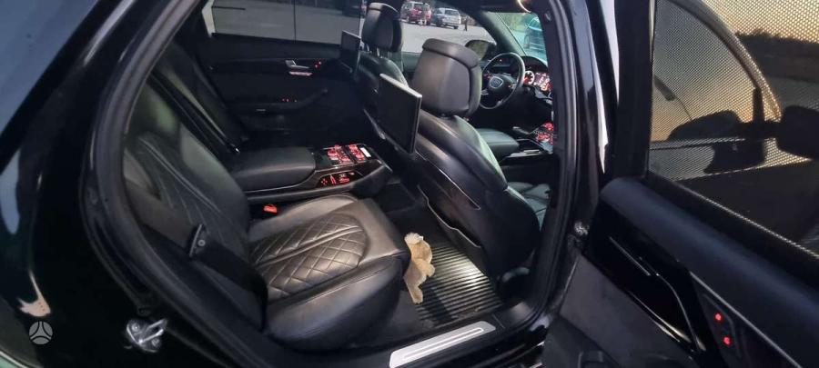 Melns Audi A8 2014 Viļņa, ar dzinēja tilpumu 2.97 L un nobraukumu 166 tūkst. km par 25500 €, foto 27 vietnē AUTOMOTO.COM.LV