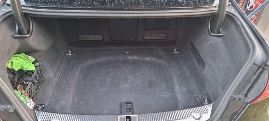 Melns Audi A8 2014 Viļņa, ar dzinēja tilpumu 2.97 L un nobraukumu 166 tūkst. km par 25500 €, foto 31 vietnē AUTOMOTO.COM.LV
