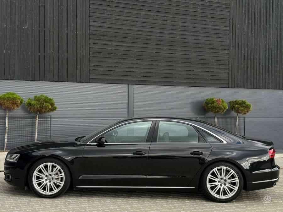 Melns Audi A8 2014 Šauļi, ar dzinēja tilpumu 2.97 L un nobraukumu 300 tūkst. km par 20500 €, foto 15 vietnē AUTOMOTO.COM.LV