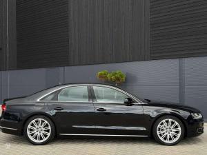 Melns Audi A8 2014 Šauļi, ar dzinēja tilpumu 2.97 L un nobraukumu 300 tūkst. km par 20500 €, foto 16 vietnē AUTOMOTO.COM.LV