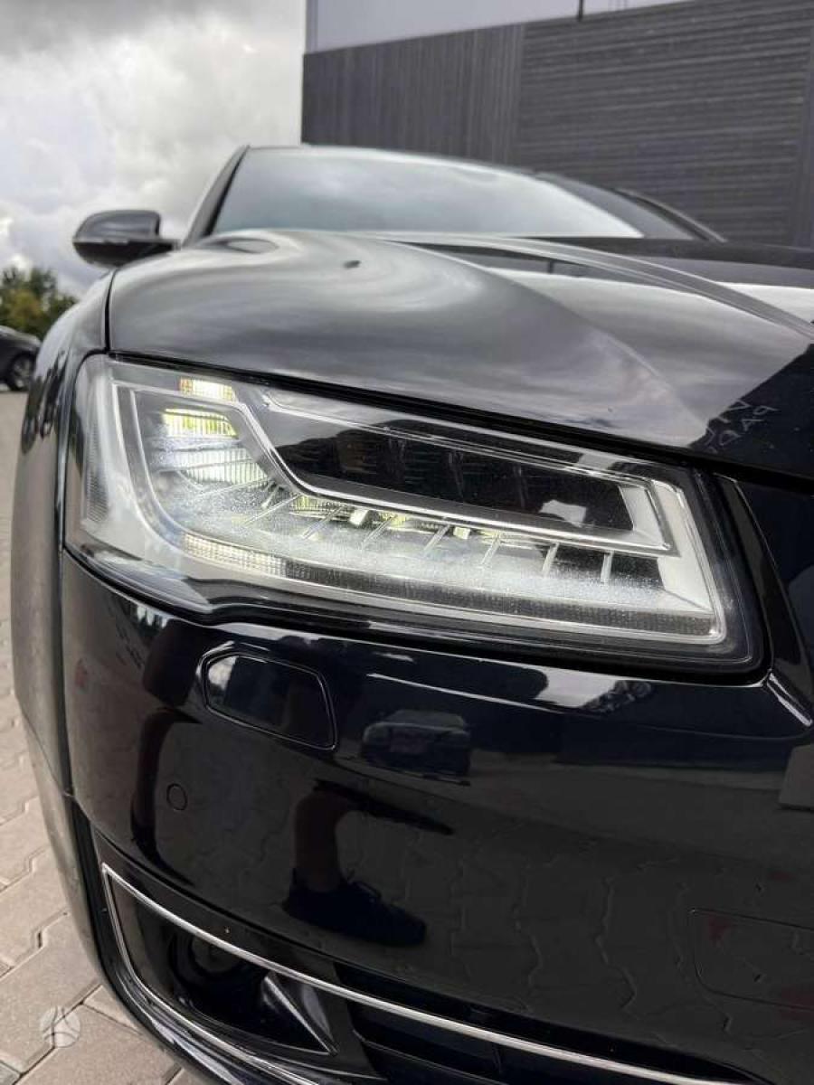 Melns Audi A8 2014 Šauļi, ar dzinēja tilpumu 2.97 L un nobraukumu 300 tūkst. km par 20500 €, foto 17 vietnē AUTOMOTO.COM.LV