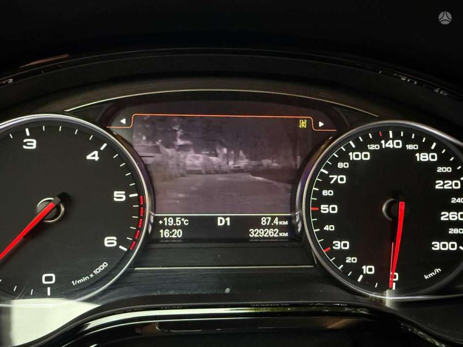 Melns Audi A8 2014 Šauļi, ar dzinēja tilpumu 2.97 L un nobraukumu 300 tūkst. km par 20500 €, foto 29 vietnē AUTOMOTO.COM.LV