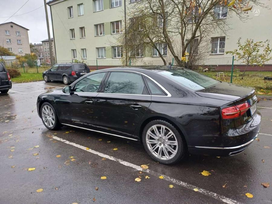 Melns Audi A8 2015 Tallina, ar dzinēja tilpumu 3.00 L un nobraukumu 110 tūkst. km par 22000 €, foto 2 vietnē AUTOMOTO.COM.LV