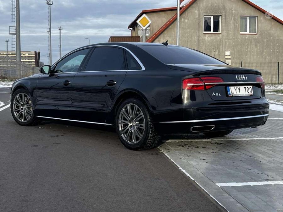Melns Audi A8 2015 Klaipėda, ar dzinēja tilpumu 3.00 L un nobraukumu 210 tūkst. km par 15700 €, foto 4 vietnē AUTOMOTO.COM.LV