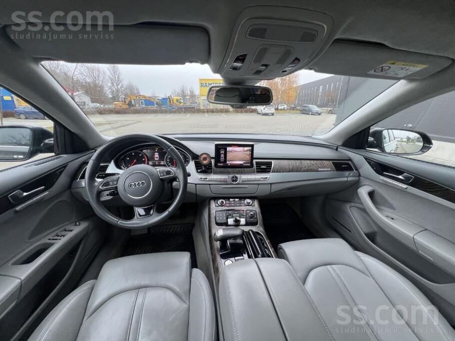 Black Audi A8 2015 in Riga, with an engine capacity of 4.20 L and mileage of 108 thousand km for 24900 €, photo 6 on AUTOMOTO.COM.LV