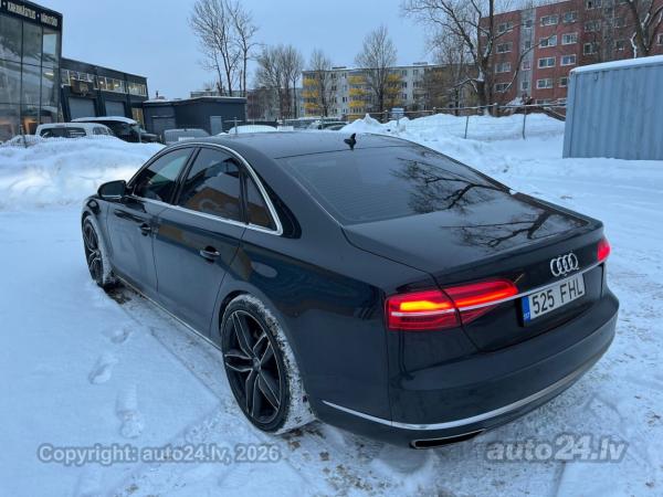 Melns Audi A8 2015 Tallina, ar dzinēja tilpumu 3.00 L un nobraukumu 281 tūkst. km par 17000 €, foto 2 vietnē AUTOMOTO.COM.LV