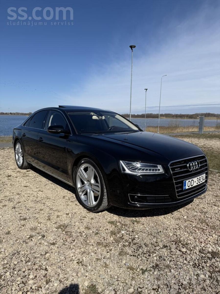 Black Audi A8 2015 in Gulbene, with an engine capacity of 3.00 L and mileage of 151 thousand km for 23000 €, photo 3 on AUTOMOTO.COM.LV