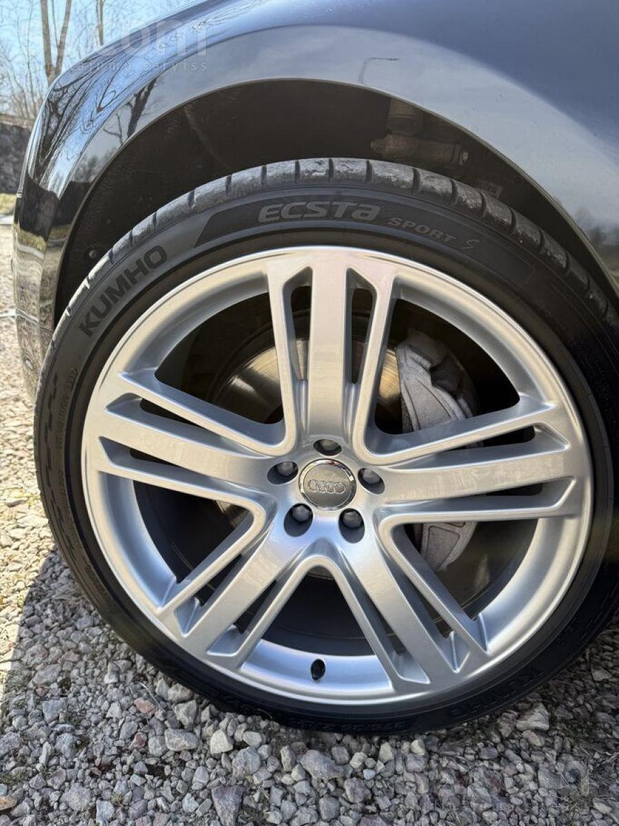 Black Audi A8 2015 in Gulbene, with an engine capacity of 3.00 L and mileage of 151 thousand km for 23000 €, photo 13 on AUTOMOTO.COM.LV
