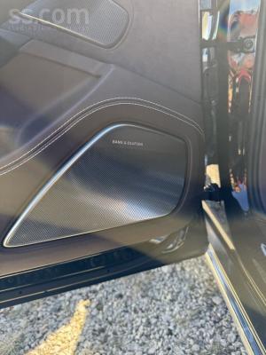 Black Audi A8 2015 in Gulbene, with an engine capacity of 3.00 L and mileage of 151 thousand km for 23000 €, photo 19 on AUTOMOTO.COM.LV