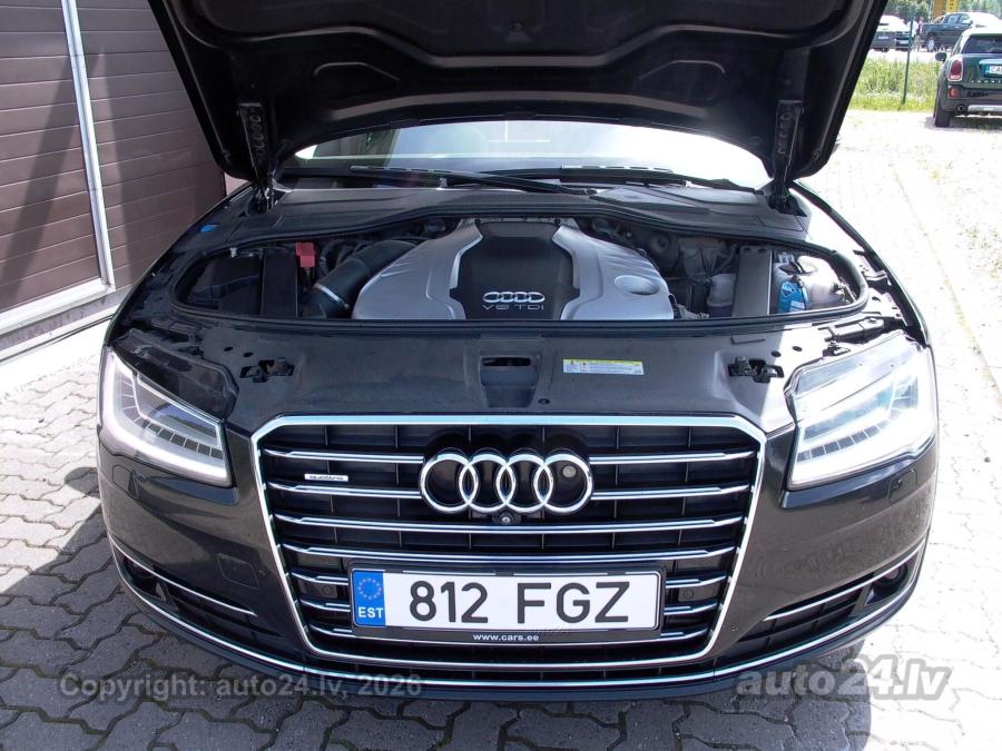 Black Audi A8 2015 in Voru, with an engine capacity of 3.00 L and mileage of 277 thousand km for 19900 €, photo 7 on AUTOMOTO.COM.LV