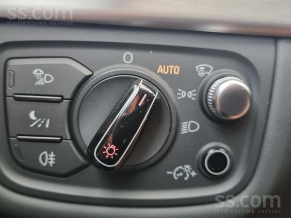 Black Audi A8 2015 in Riga, with an engine capacity of 3.00 L and mileage of 176 thousand km for 24500 €, photo 10 on AUTOMOTO.COM.LV