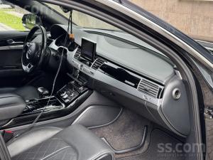 Black Audi A8 2015 in Balvi, with an engine capacity of 3.00 L and mileage of 222 thousand km for 21499 €, photo 21 on AUTOMOTO.COM.LV