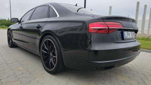 Black Audi A8 2015 in Kaunas, with an engine capacity of 2.97 L and mileage of 195 thousand km for 23900 €, photo 10 on AUTOMOTO.COM.LV