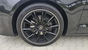 Black Audi A8 2015 in Kaunas, with an engine capacity of 2.97 L and mileage of 195 thousand km for 23900 €, photo 14 on AUTOMOTO.COM.LV