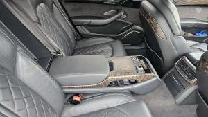 Black Audi A8 2015 in Kaunas, with an engine capacity of 2.97 L and mileage of 195 thousand km for 23900 €, photo 20 on AUTOMOTO.COM.LV