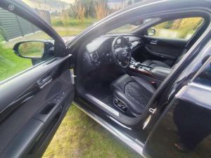Black Audi A8 2015 in Vilnius, with an engine capacity of 4.00 L and mileage of 116 thousand km for 21999 €, photo 7 on AUTOMOTO.COM.LV