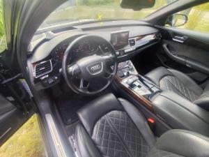 Black Audi A8 2015 in Vilnius, with an engine capacity of 4.00 L and mileage of 116 thousand km for 21999 €, photo 8 on AUTOMOTO.COM.LV