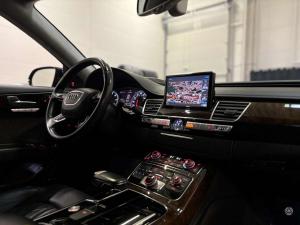 Melns Audi A8 2016 Viļņa, ar dzinēja tilpumu 3.99 L un nobraukumu 204 tūkst. km par 22150 €, foto 19 vietnē AUTOMOTO.COM.LV