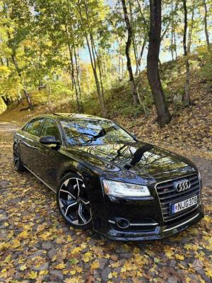 Melns Audi A8 2016 Šauļi, ar dzinēja tilpumu 4.00 L un nobraukumu 290 tūkst. km par 25999 €, foto  vietnē AUTOMOTO.COM.LV