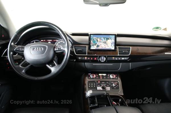 Melns Audi A8 2016 Tallina, ar dzinēja tilpumu 3.00 L un nobraukumu 196 tūkst. km par 24990 €, foto 8 vietnē AUTOMOTO.COM.LV