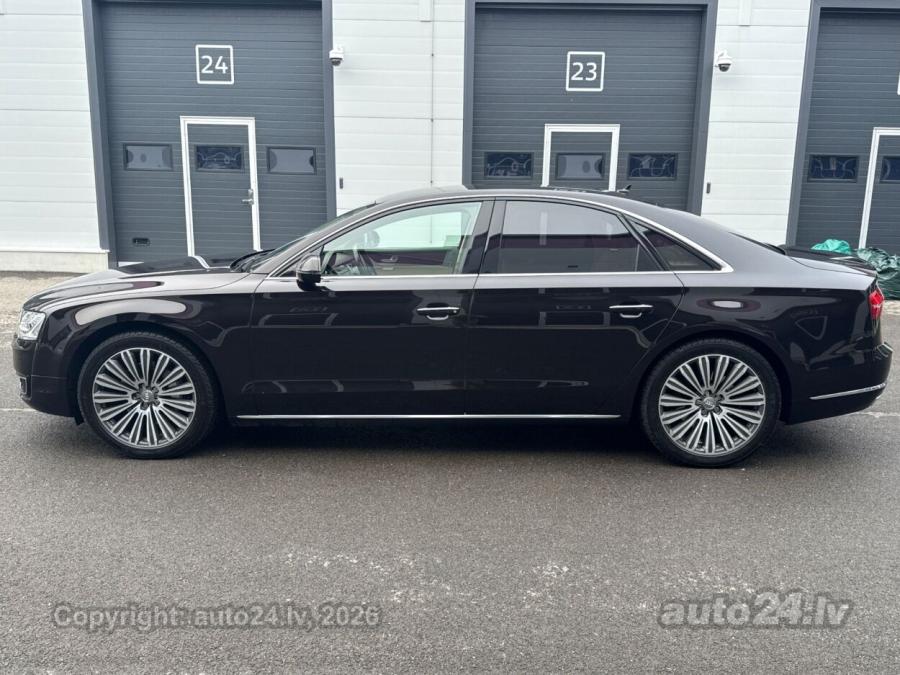 Melns Audi A8 2016 Tallina, ar dzinēja tilpumu 3.00 L un nobraukumu 91 tūkst. km par 27999 €, foto 7 vietnē AUTOMOTO.COM.LV