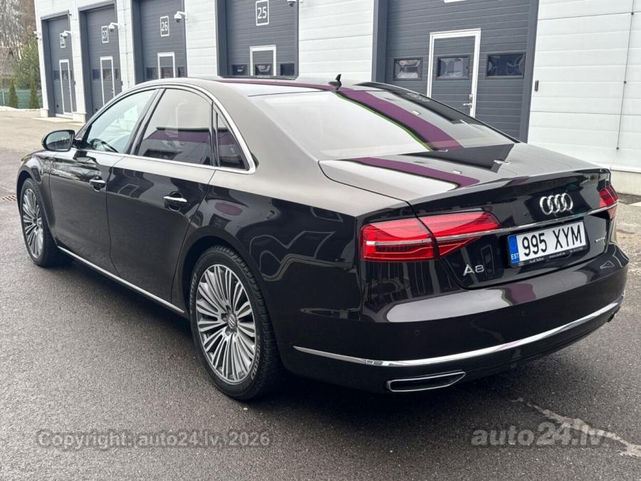 Black Audi A8 2016 in Tallinn, with an engine capacity of 3.00 L and mileage of 91 thousand km for 27999 €, photo 2 on AUTOMOTO.COM.LV