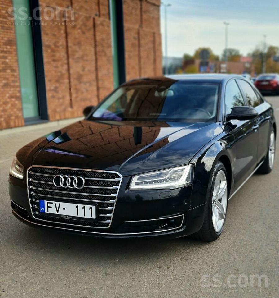 Black Audi A8 2016 in Riga, with an engine capacity of 3.00 L and mileage of 293 thousand km for 18900 €, photo 1 on AUTOMOTO.COM.LV