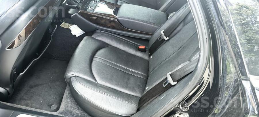 Black Audi A8 2016 in Riga, with an engine capacity of 3.00 L and mileage of 290 thousand km for 13900 €, photo 26 on AUTOMOTO.COM.LV