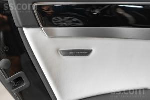 Melns Audi A8 2016 Rīga, ar dzinēja tilpumu 6.30 L un nobraukumu 210 tūkst. km par 35000 €, foto 31 vietnē AUTOMOTO.COM.LV