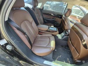 Черный Ауди А8 2016 в Вильнюс, объемом двигателя 3.00 л и пробегом 270 тыс. км за 8900 €, фото 11 на AUTOMOTO.COM.LV