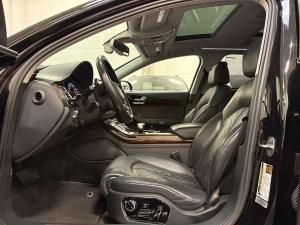 Melns Audi A8 2016 Viļņa, ar dzinēja tilpumu 3.99 L un nobraukumu 204 tūkst. km par 18550 €, foto 15 vietnē AUTOMOTO.COM.LV