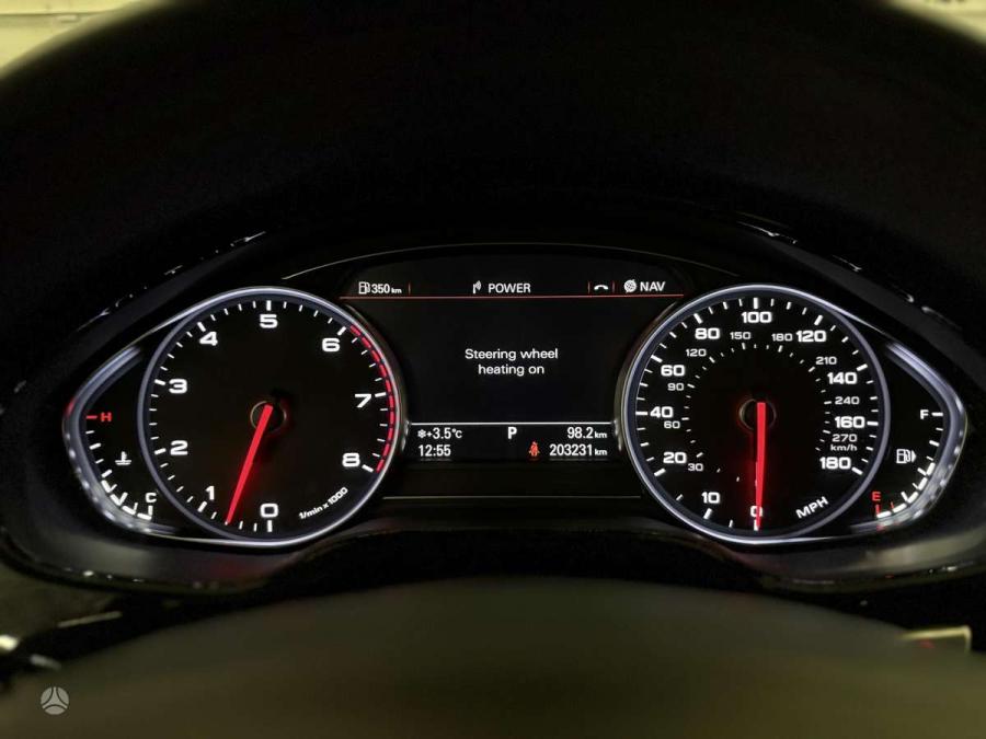 Melns Audi A8 2016 Viļņa, ar dzinēja tilpumu 3.99 L un nobraukumu 204 tūkst. km par 18550 €, foto 24 vietnē AUTOMOTO.COM.LV