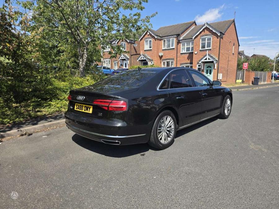Melns Audi A8 2016 Jurbarkas, ar dzinēja tilpumu 2.97 L un nobraukumu 269 tūkst. km par 9950 €, foto 4 vietnē AUTOMOTO.COM.LV