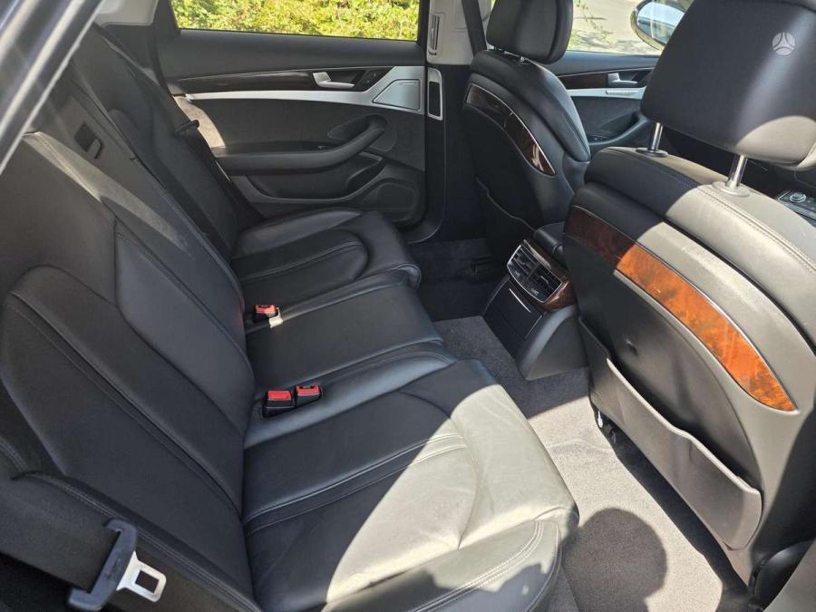 Melns Audi A8 2016 Jurbarkas, ar dzinēja tilpumu 2.97 L un nobraukumu 269 tūkst. km par 9950 €, foto 10 vietnē AUTOMOTO.COM.LV