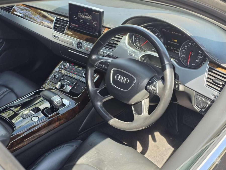 Melns Audi A8 2016 Jurbarkas, ar dzinēja tilpumu 2.97 L un nobraukumu 269 tūkst. km par 9950 €, foto 15 vietnē AUTOMOTO.COM.LV