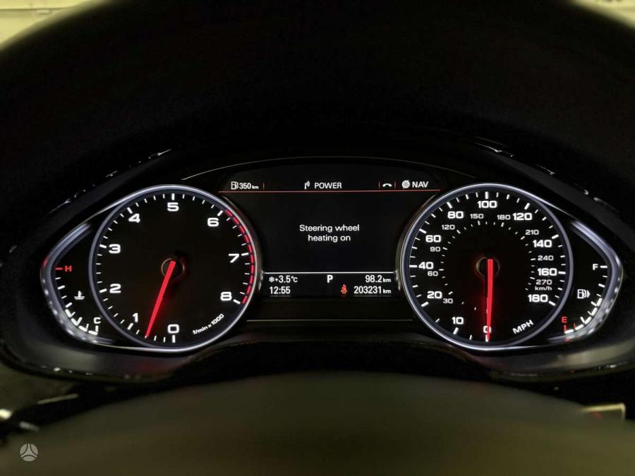 Melns Audi A8 2016 Viļņa, ar dzinēja tilpumu 3.99 L un nobraukumu 204 tūkst. km par 18000 €, foto 24 vietnē AUTOMOTO.COM.LV