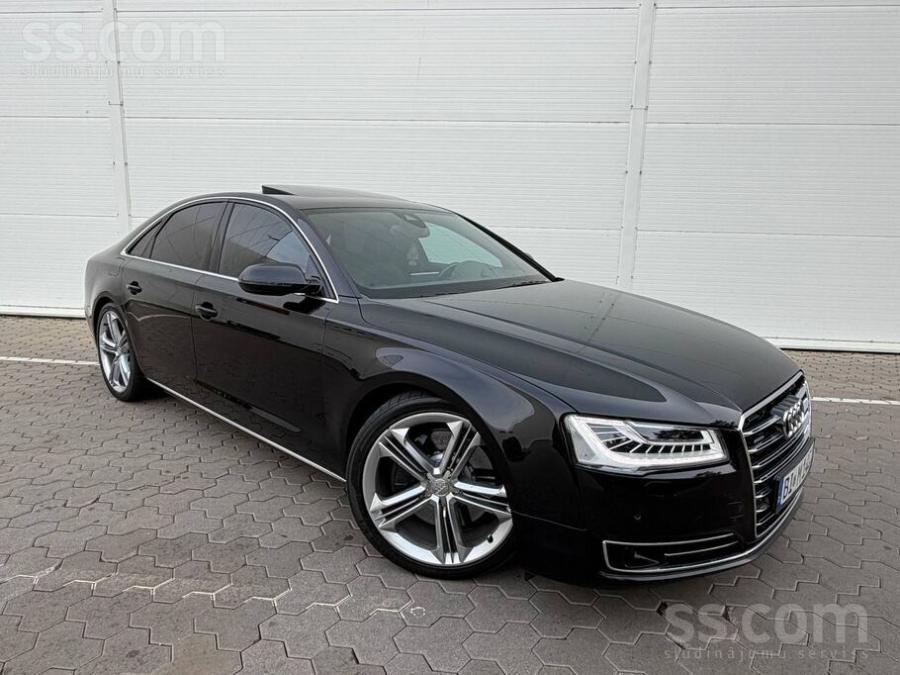 Black Audi A8 2016 in Riga, with an engine capacity of 4.20 L and mileage of 0 thousand km for 18500 €, photo 6 on AUTOMOTO.COM.LV